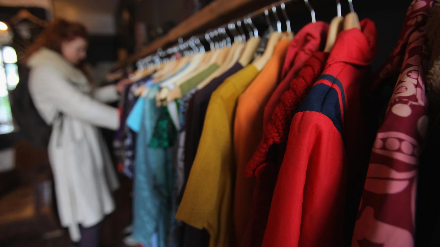 10 Best Selling Apparel & Clothing Items in 2026 | Blog Tradewheel