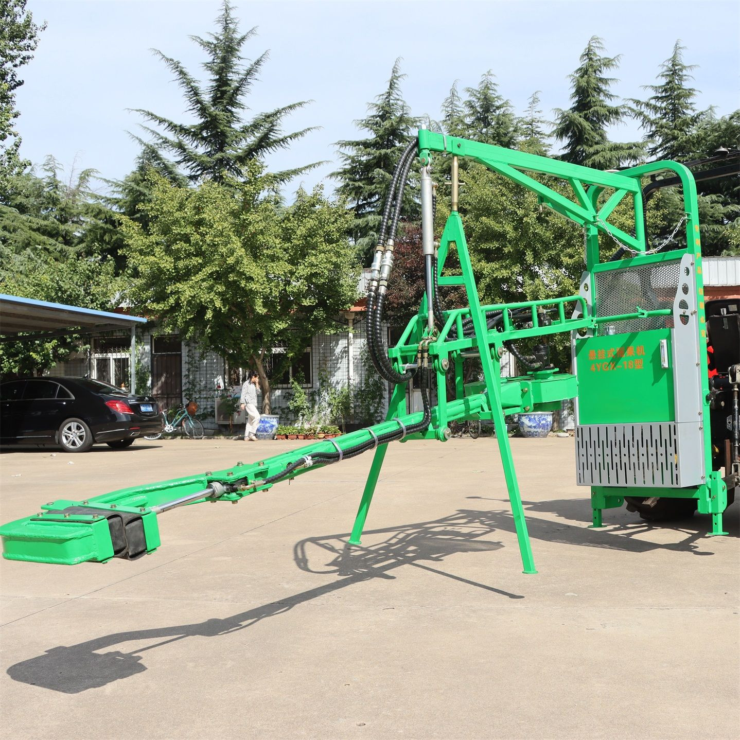 Buy Tractor Mounted Pecan Walnut Tree Shaker Harvester Machine from ...