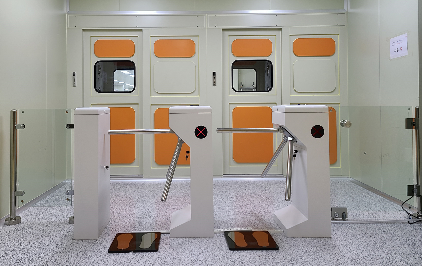 Buy Access Control Scanning Qr Code Barrier Gate Semi Automatic ...