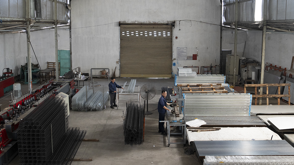 Buy Cable Tray Inox 304 105mm Height 3m Length Wire Mesh Cable Tray ...