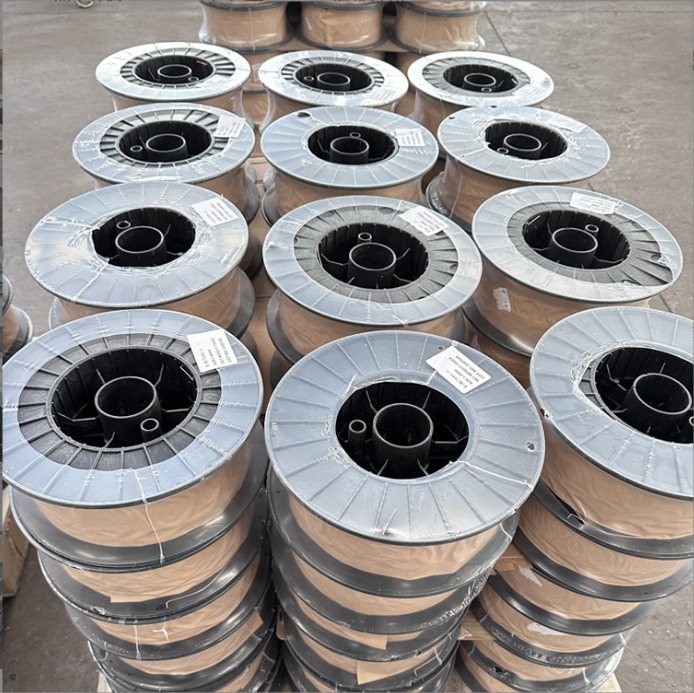 Buy Co2 Gas Welding Wire Er70s-6 Solder Welding Wire from Tongling ...