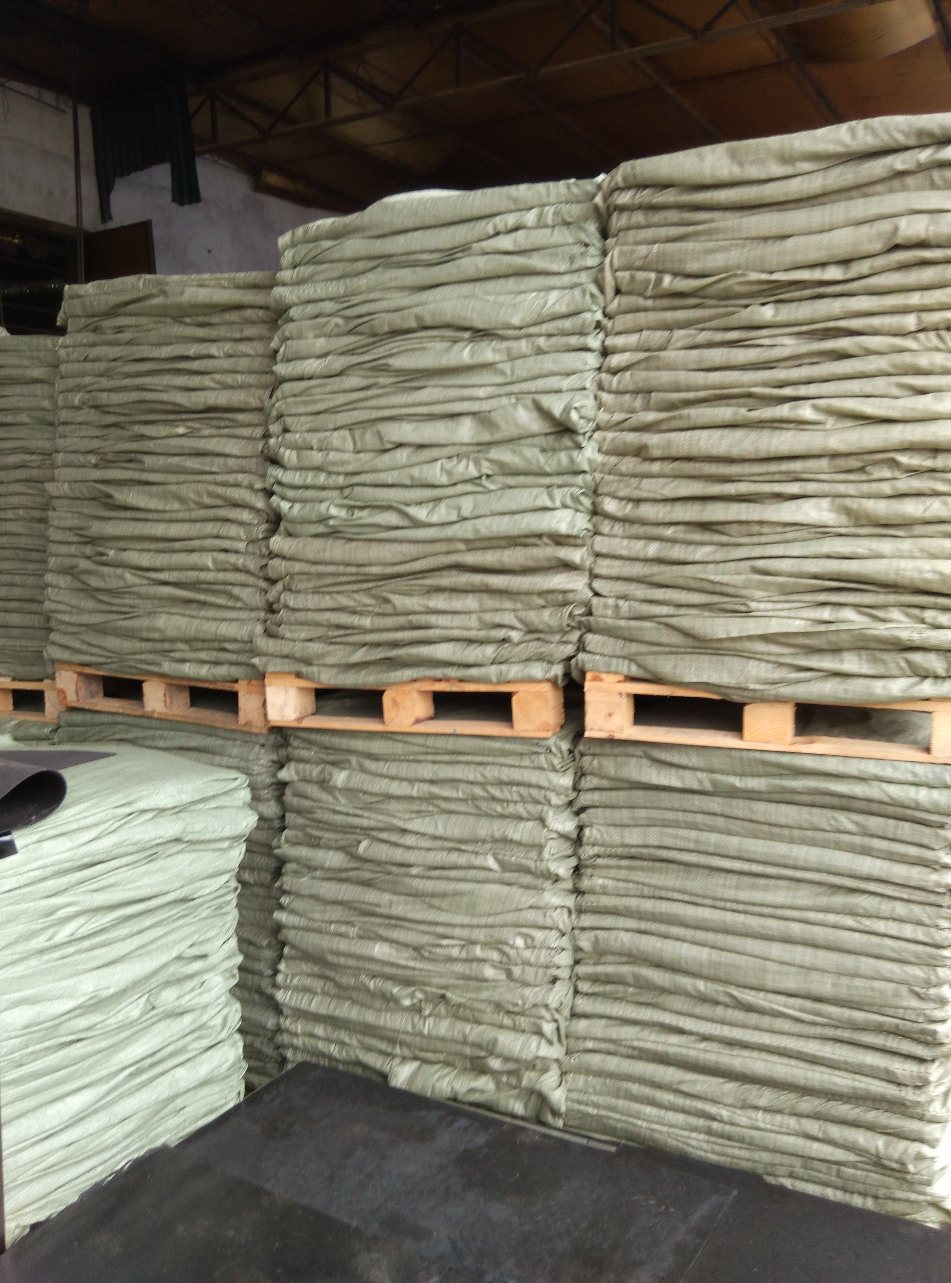 Buy Crepe Rubber Natural Rubber Sheet For Shoe Sole from Wenzhou ...