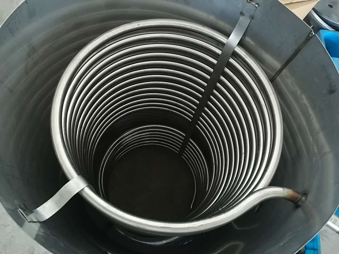 Buy High Pressure Stainless Steel Insulated Hot Water Thermal Tank With ...