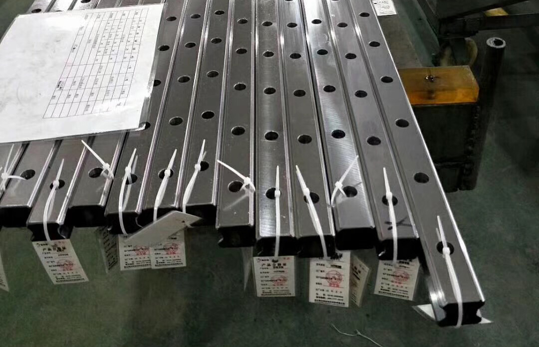 Buy Hiwin Hg25 Linear Guide Rail And Linear Rail Block from JH ...
