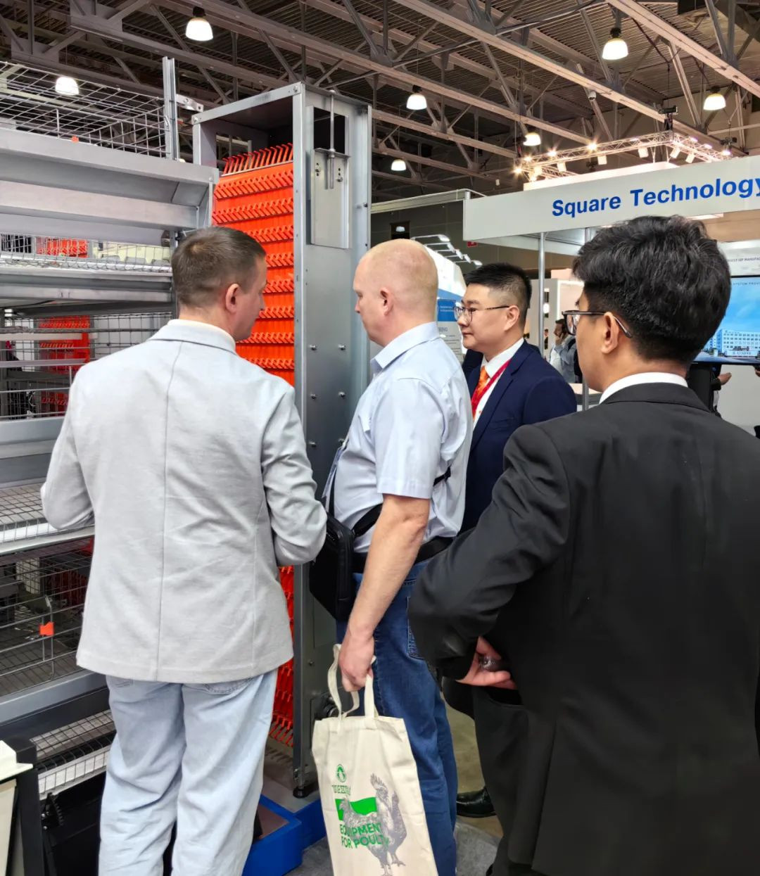 Buy Poultry Helper Farm Feeding System Broiler Feed Equipment For ...