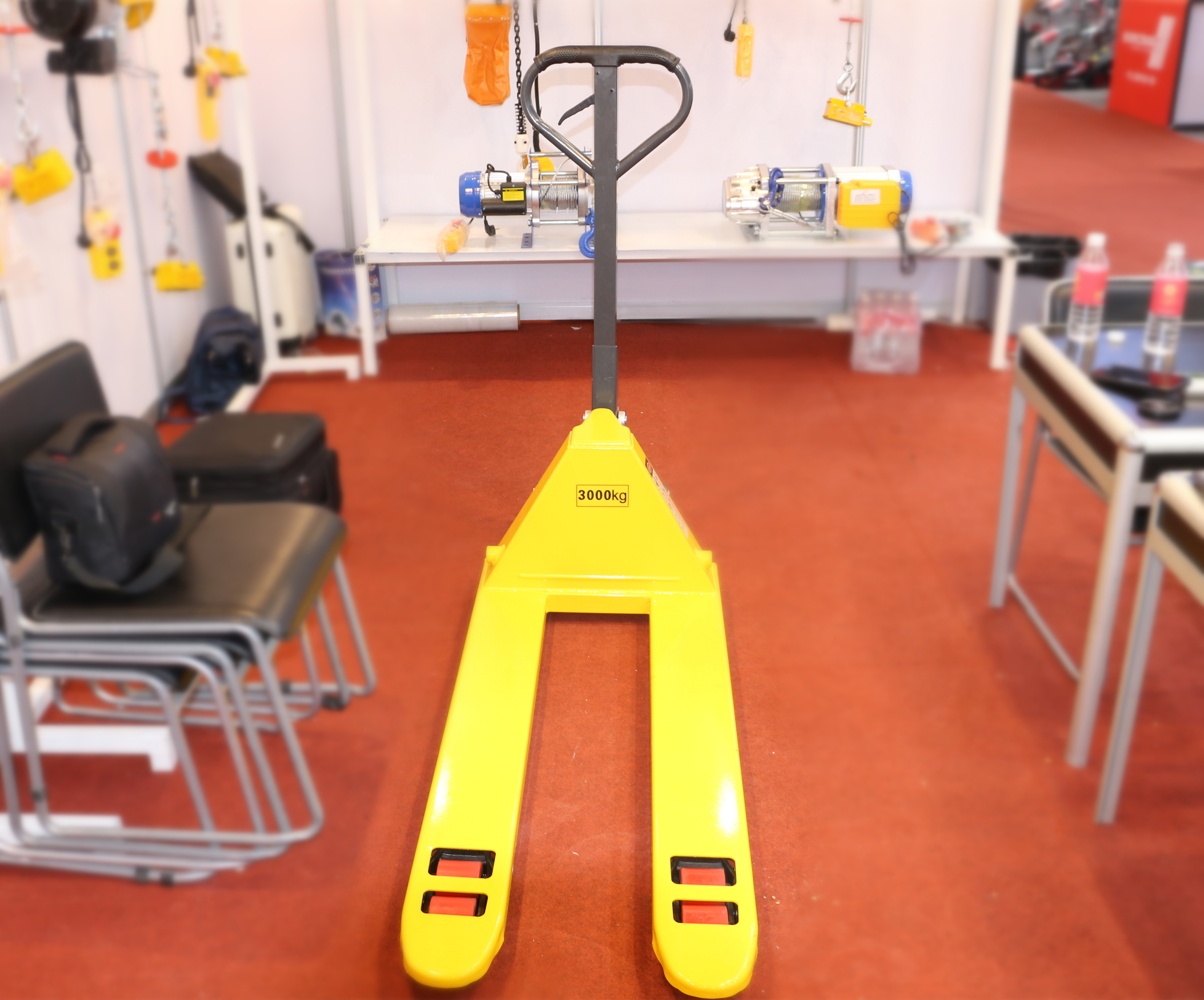 Buy Pump Hand Pallet Truck Hydraulic Lifter 1.5ton 2.5ton 5ton Manual ...