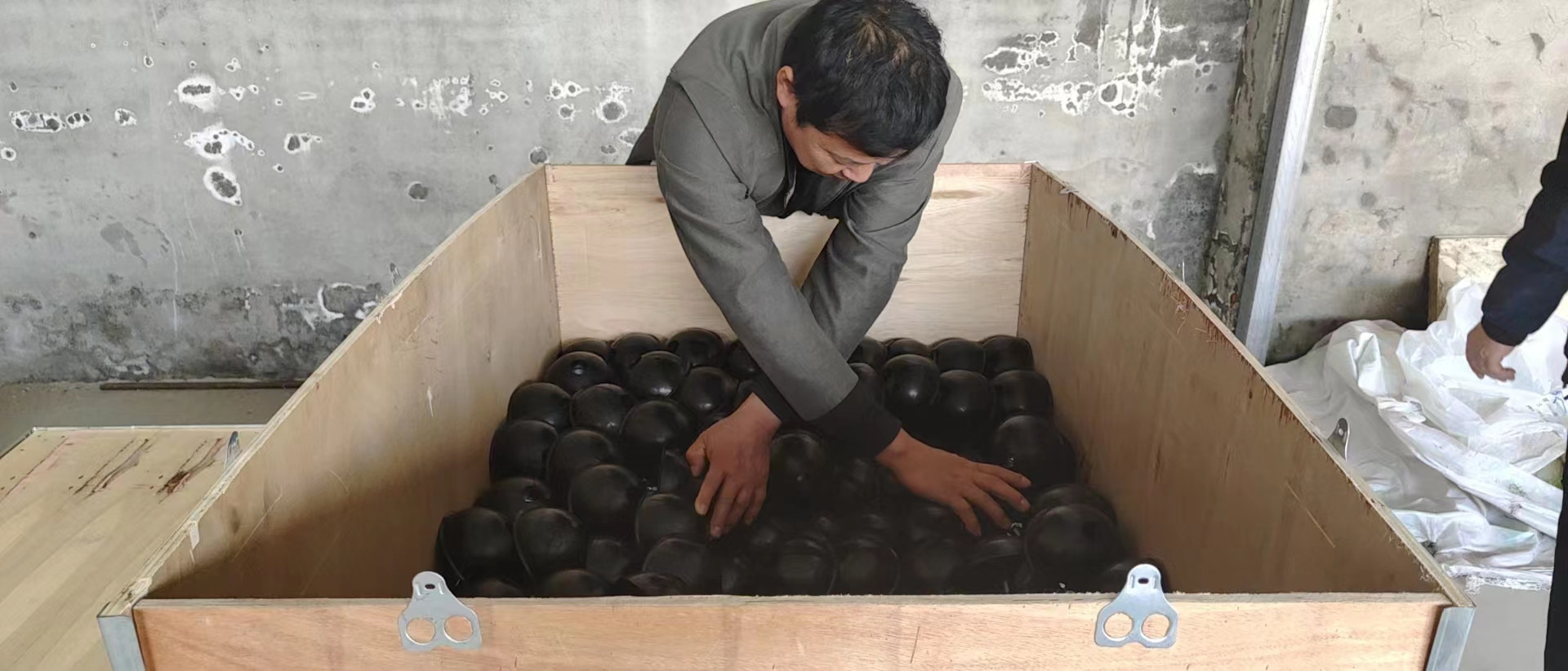 Buy Spherical Head Lifting System With Lifting Anchor from Nanjing ...