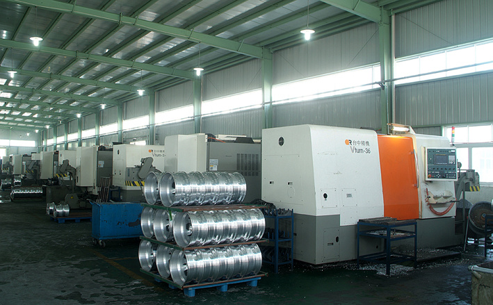 Buy Triangle Window Style Steel Wheel Ufo-y15 from UFO Luxury Wheel ...