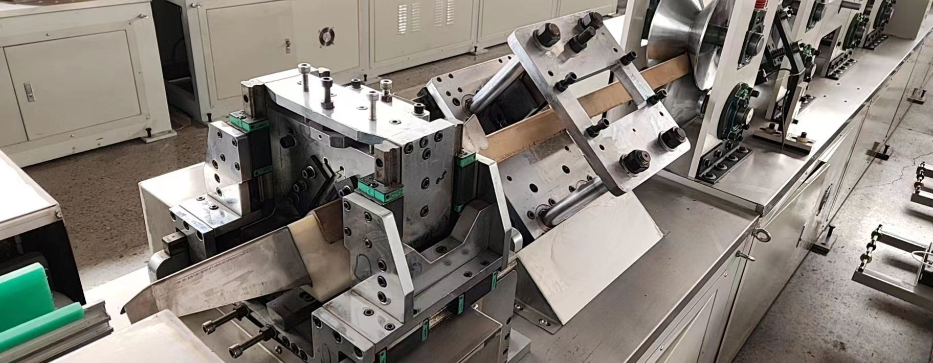 Buy Corner Protector Machine from Shandong Runze Hengzhuo International ...