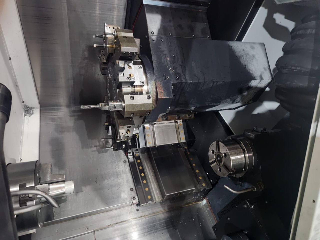 Buy Doosan Lathe Machine from Ceeport Company, South Korea | Tradewheel.com