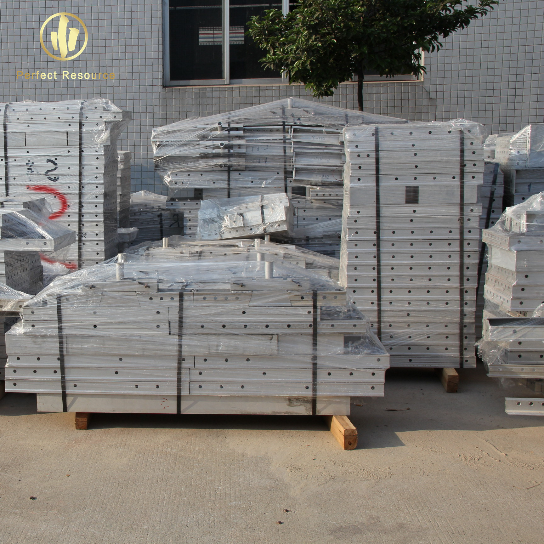 Buy Lightweight Hand-set Formwork Building Engineering Concrete Screw ...