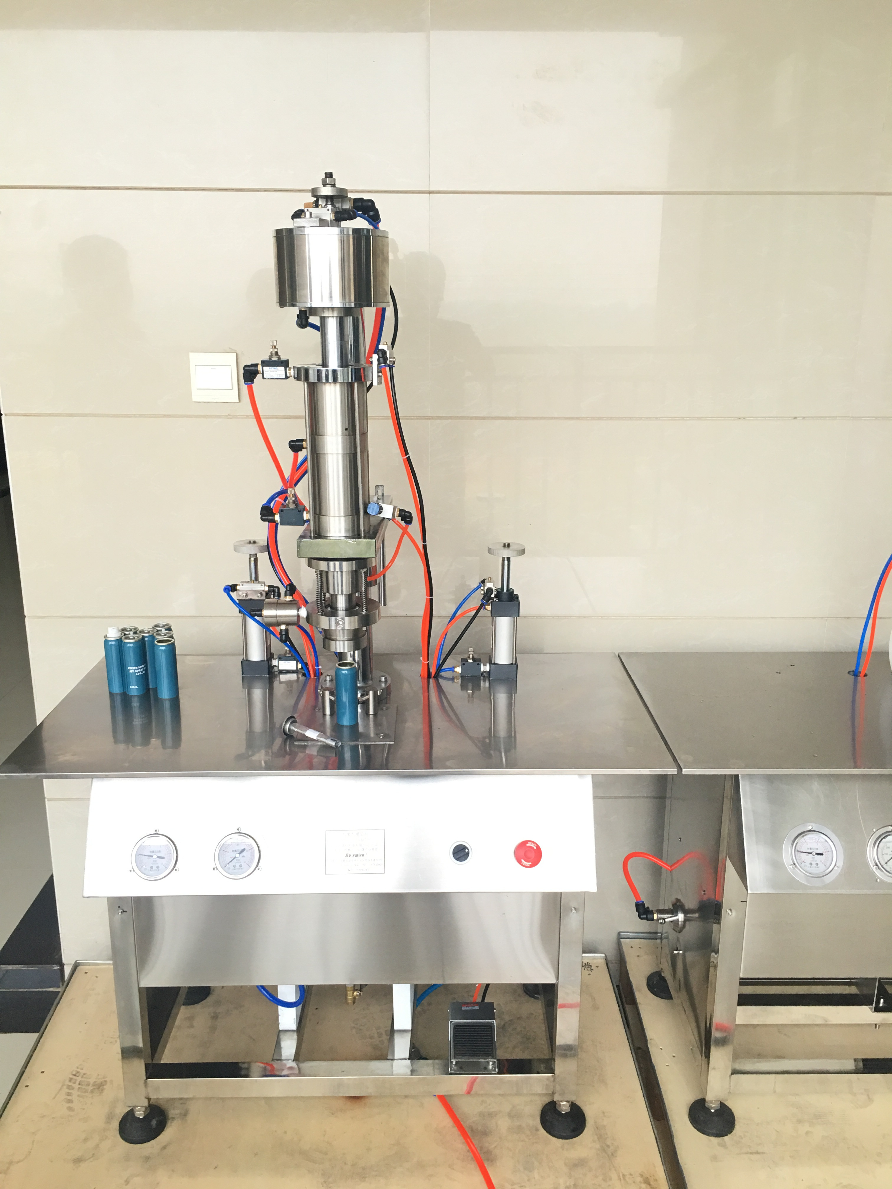 Buy Semi Manual Bag On Valve Bov Aerosol Filling Machine from Wuhan HDC ...