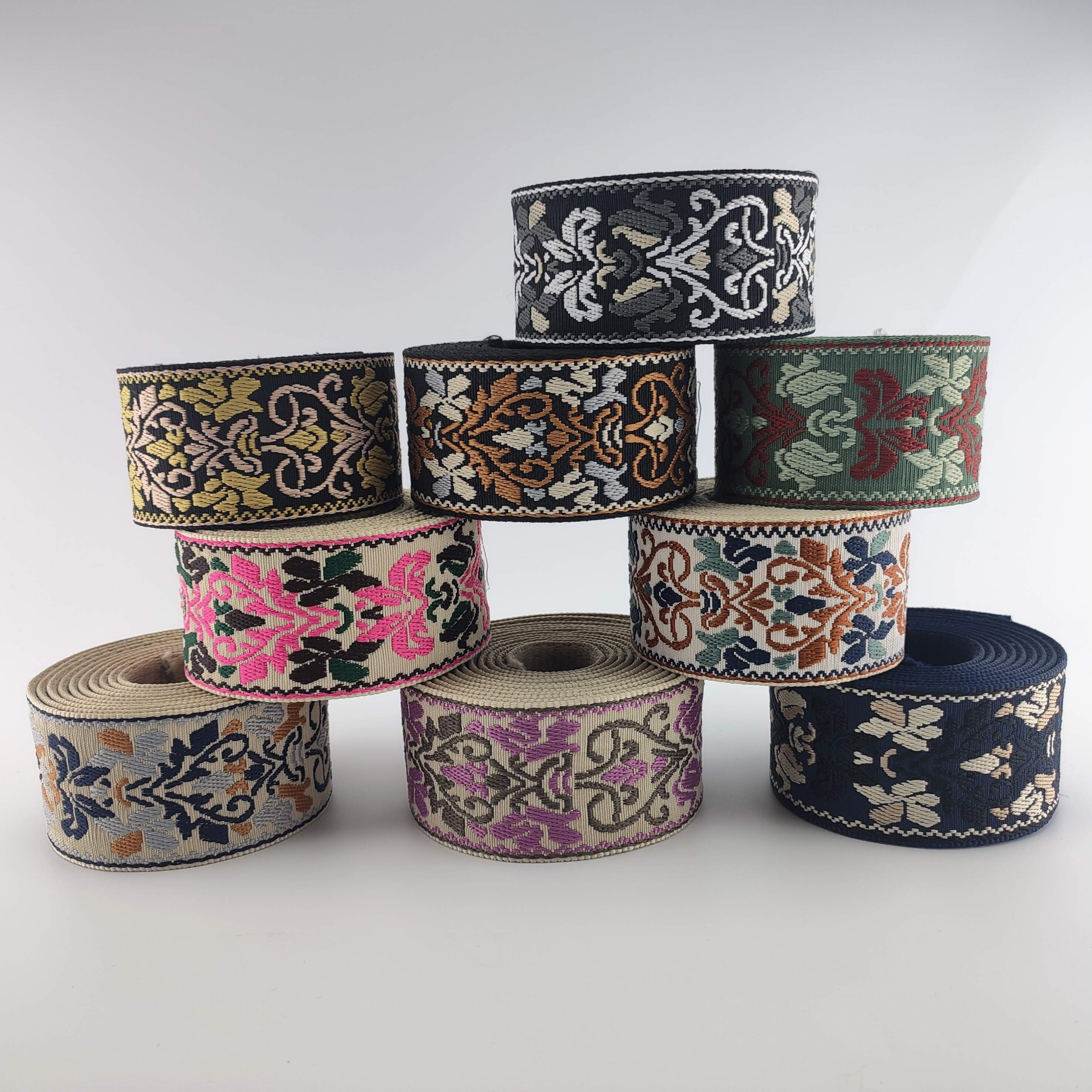Buy Jacquard Strap from Lusso Tuscany, Republic of Türkiye | Tradewheel.com