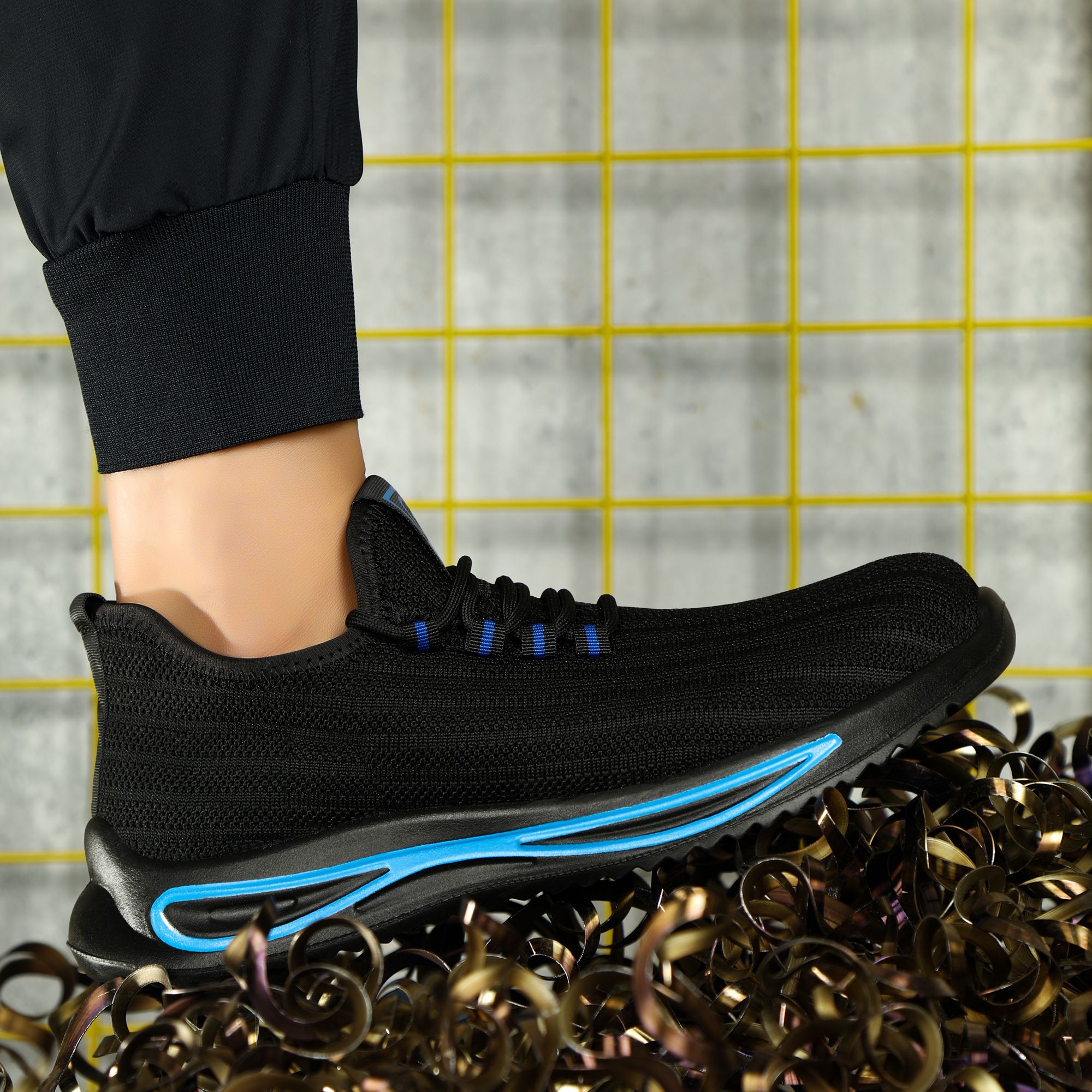 Buy Sports Series Safety Shoes Smashing And Puncture-proof Four Seasons ...