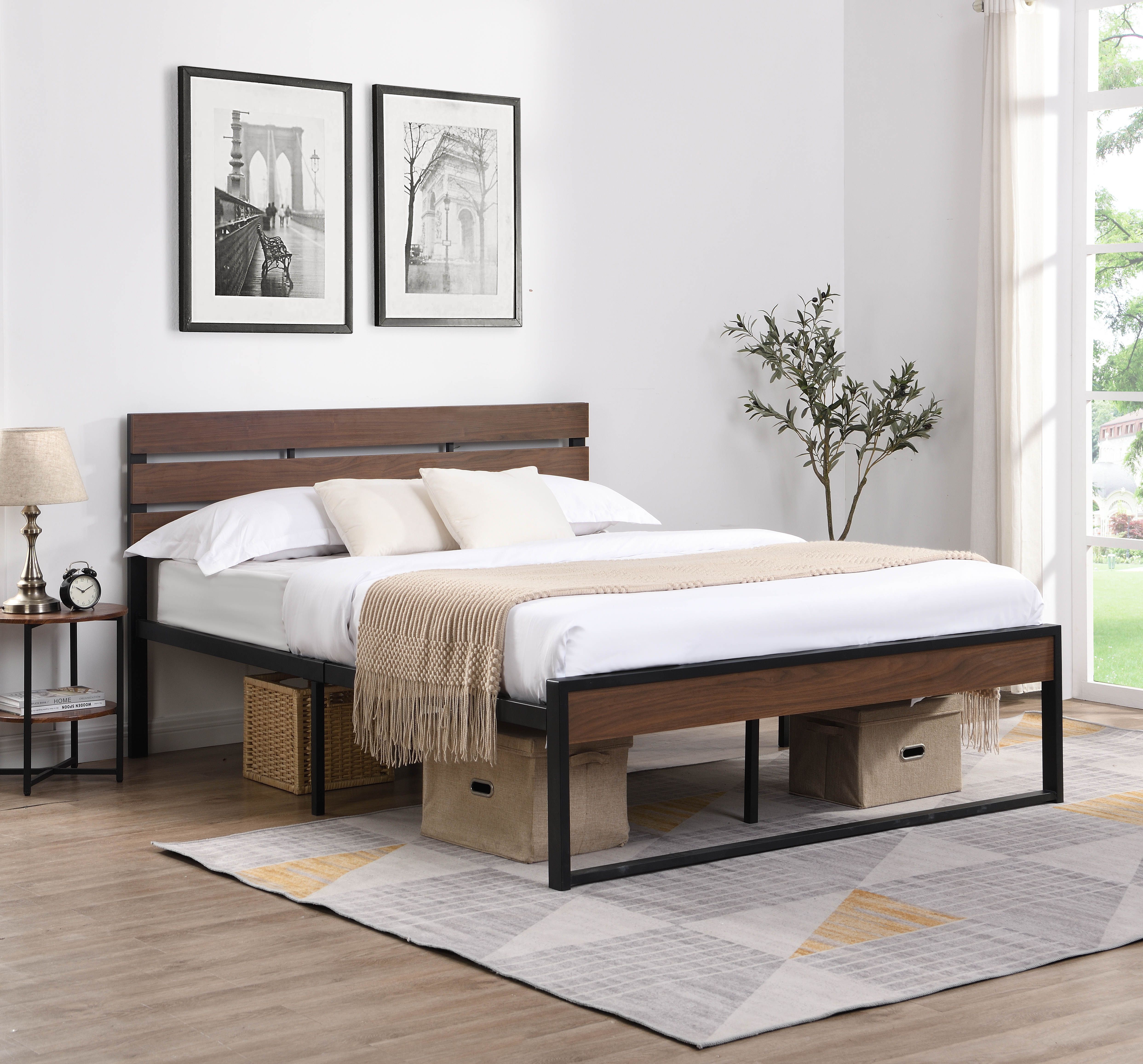 Buy Metal Frame Beds from quebec inc, Canada | Tradewheel.com