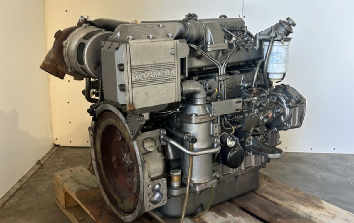 Buy Used 2024 4lh-hte 140hp from FASTOUTBOARD, Indonesia | Tradewheel.com