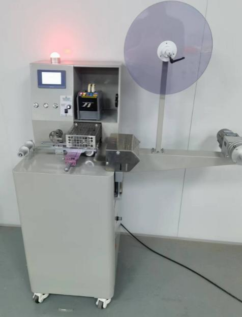 Buy Advanced Fxd-f-005 Counting And Slitting Machine from Shenzhen ...