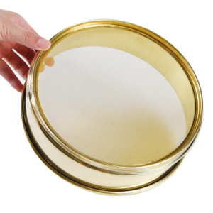 Buy 200mm Diameter Laboratory Soil Test Brass Sieve from Shaoxing ...