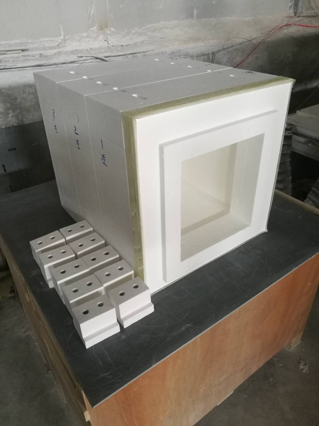 Buy High Temperature Alumina Ceramic Fiber Furnace Chamber For Muffle ...