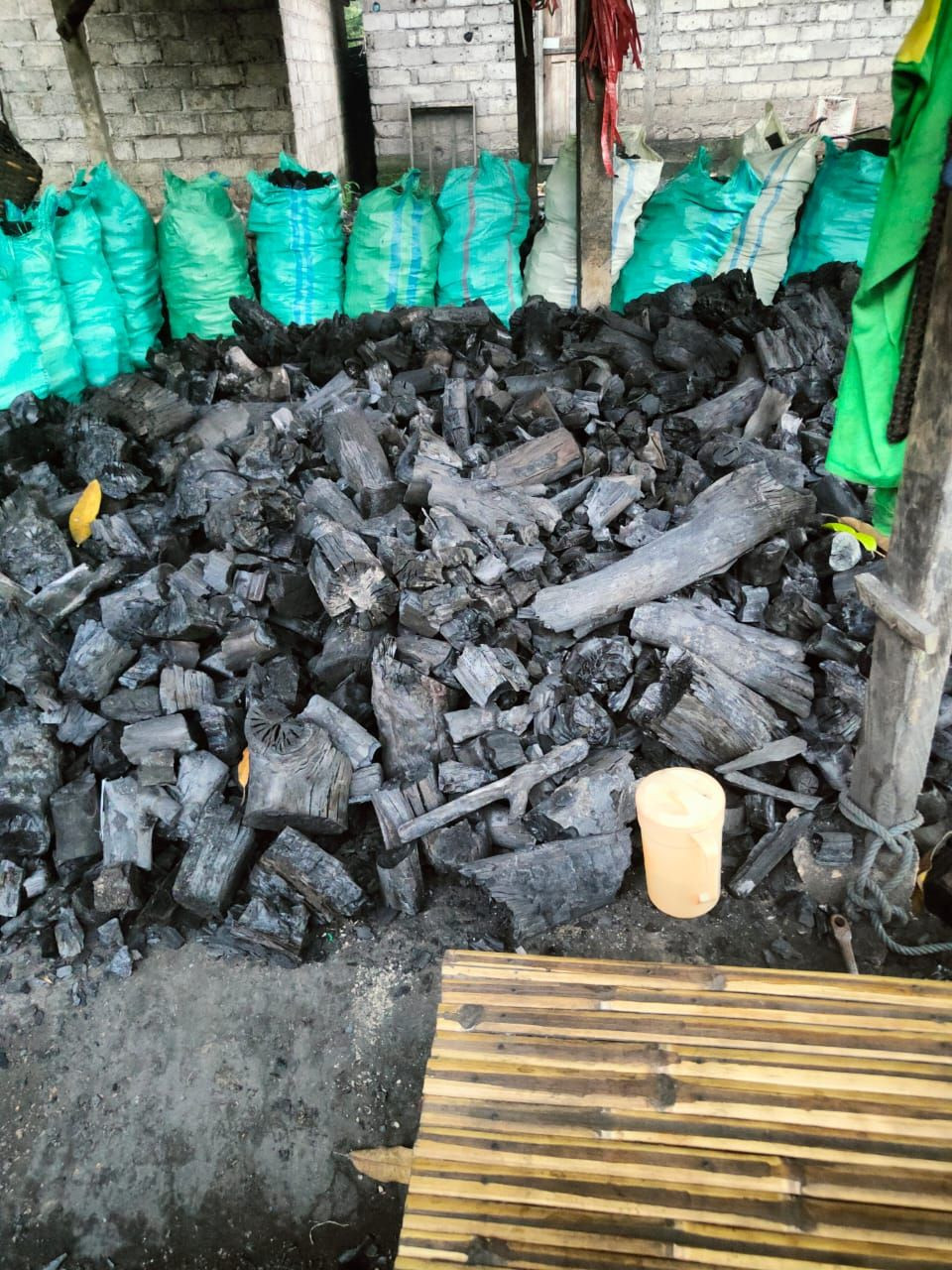 Buy Tamarind Hardwood Charcoal from Enefer Corporation, Indonesia ...