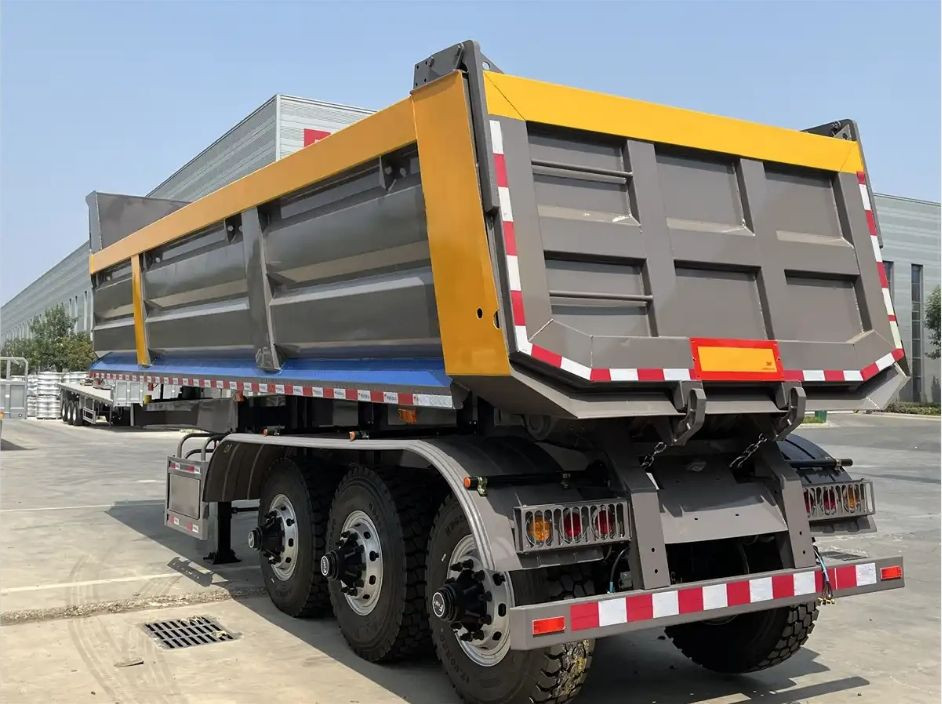 Buy Tri Axle End Dump Trailer from Shandong Benchi Heavy Industry Co ...