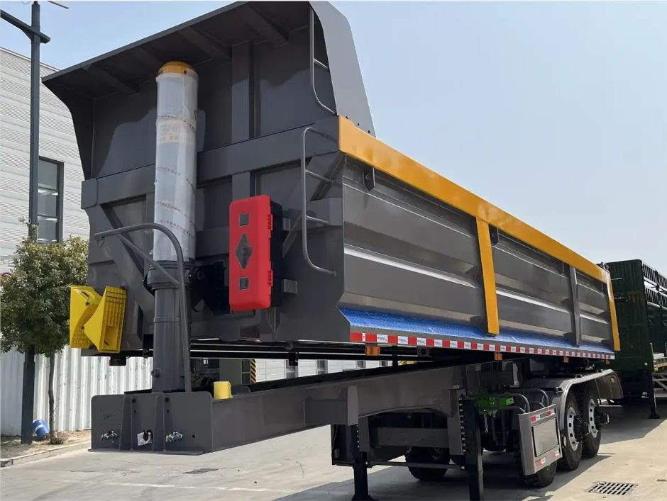 Buy Tri Axle End Dump Trailer from Shandong Benchi Heavy Industry Co ...
