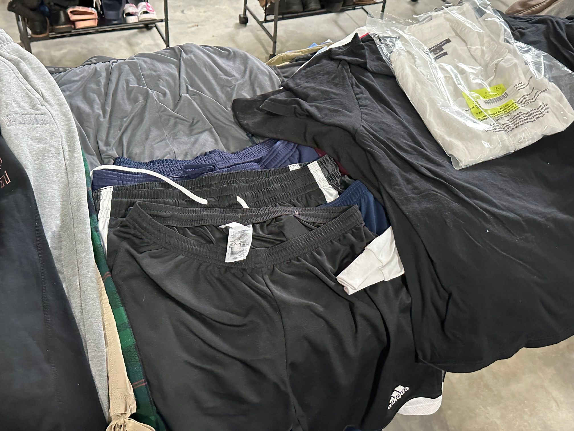 Buy Used Clothing from Rebound Resale, USA | Tradewheel.com