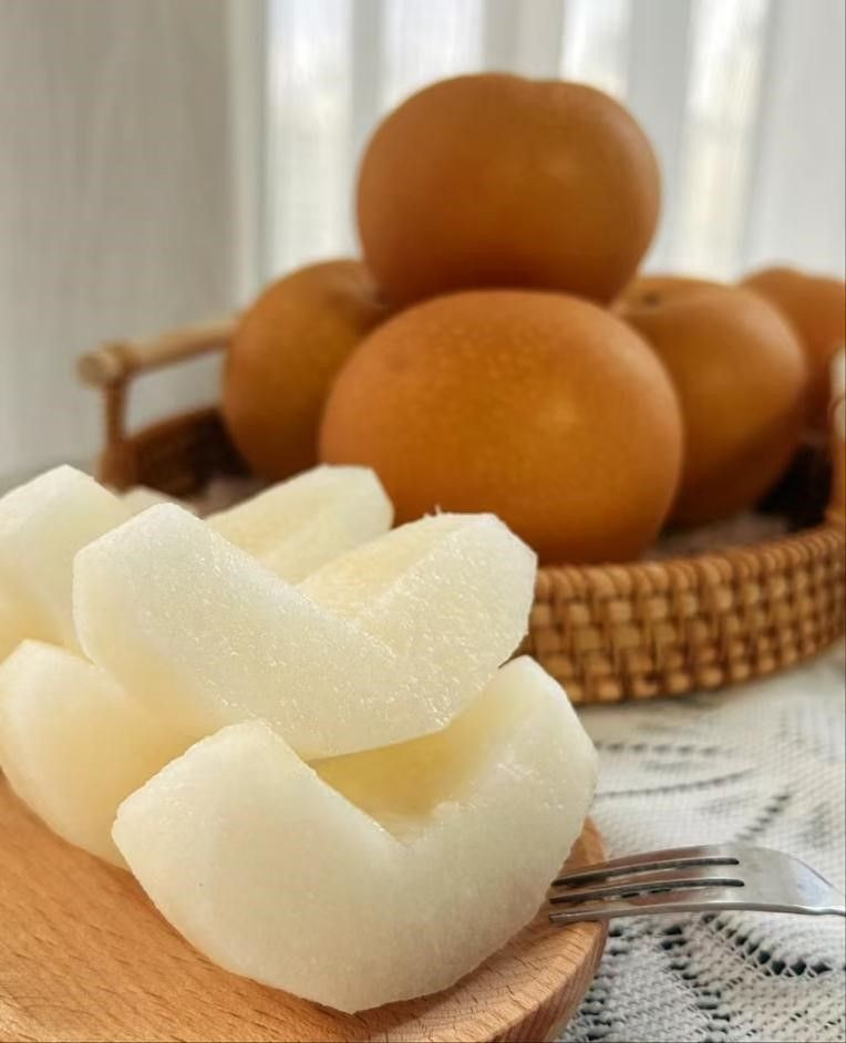 Buy Autumn Moon Pear from Laixi lixiang farm, China | Tradewheel.com