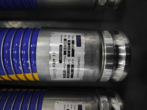 Buy China Factory Composite Offloading Hose Oil Transport Composite ...