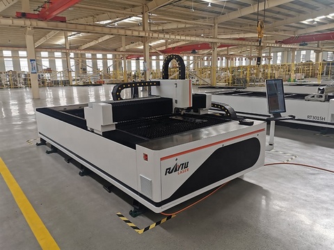 Buy High Efficiency 1000w 1500w 2000w Fiber Laser Cutting Laser Machine ...