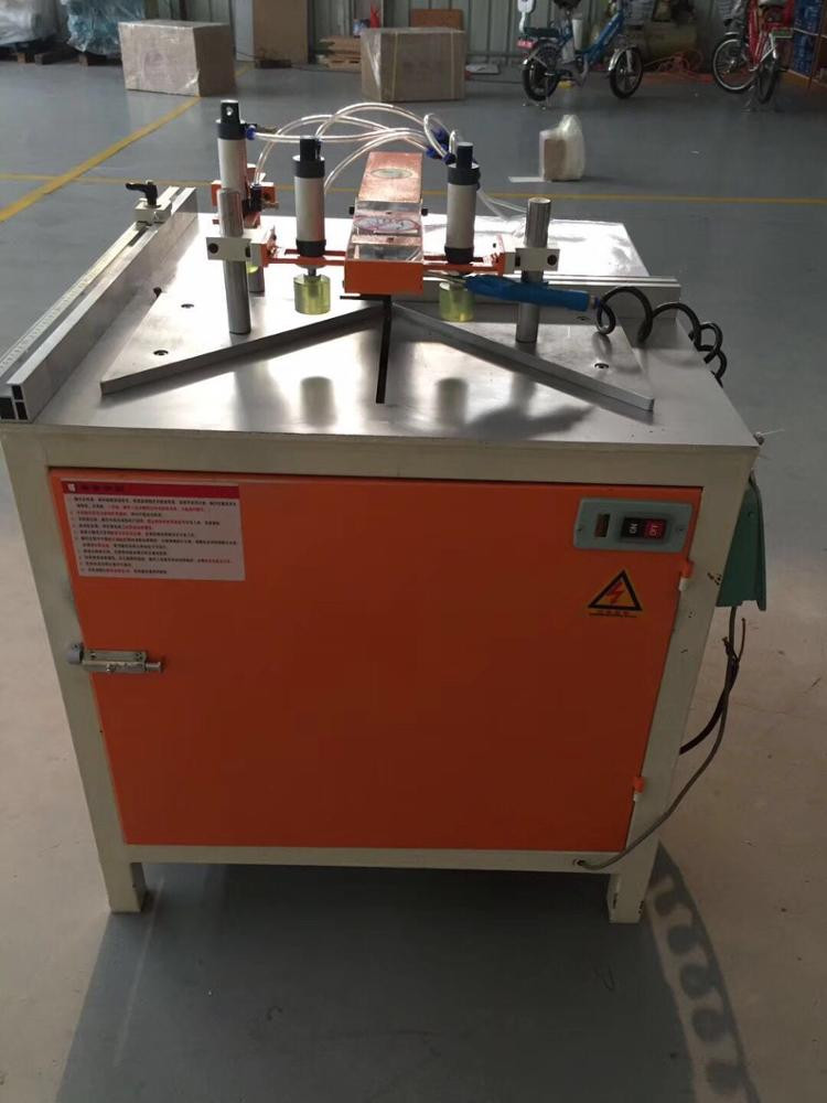 Buy Pneumatic Wood Frame Cutting Machine/ 45 Degree Aluminium Cutting ...