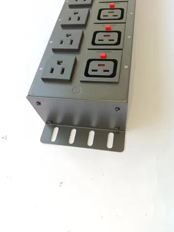 Buy 125a 415v 3 Phase 90 Kw Smart Pdu Power Distribution Unit High-power Smart Data Center ...