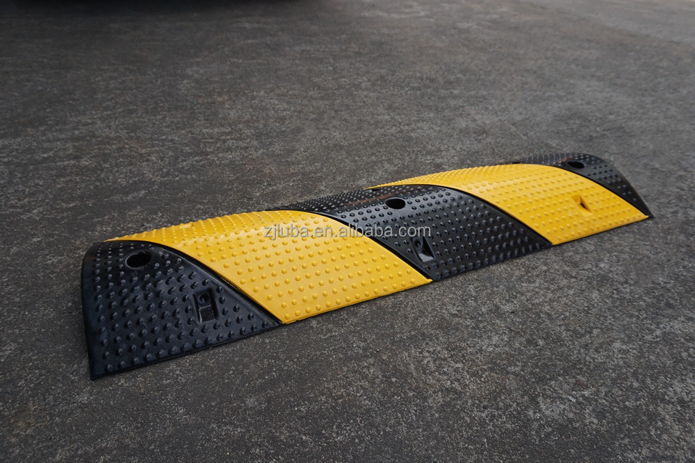 Buy Road Safety Round Rubber Speed Ramp Speed Bumper from Zhejiang Luba ...