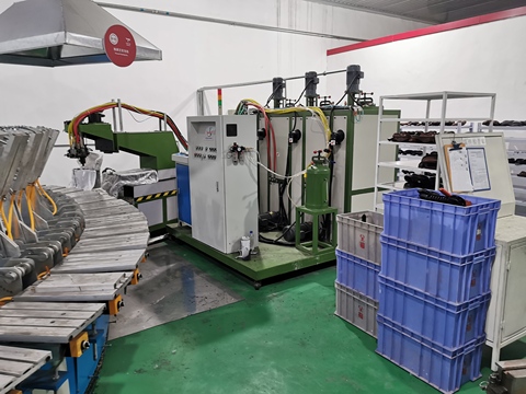 Buy Rotary Polyurethane Bike Seat Sponge Making Foam Machine For Sale ...