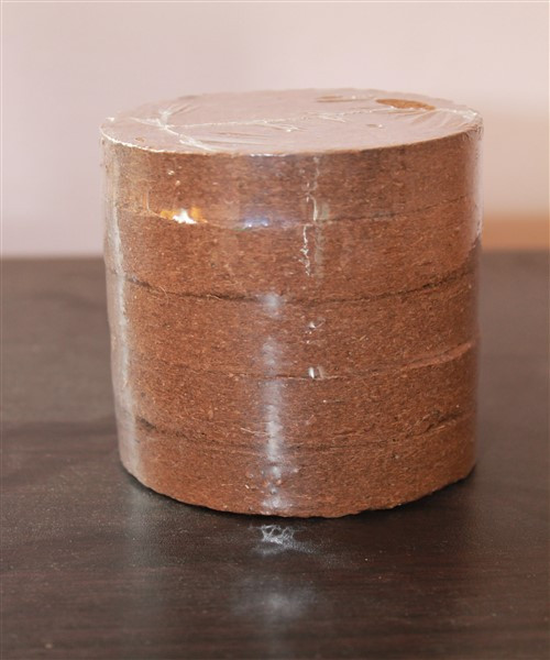 Buy Coco Peat Tablets from EVERGREEN COIRS, India | Tradewheel.com