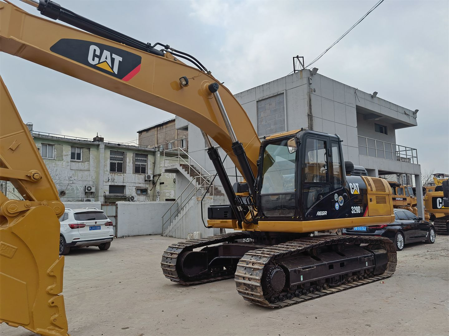 Buy Used Cat 329d 329d2 Excavator For Sale from PF Machinery Limited ...