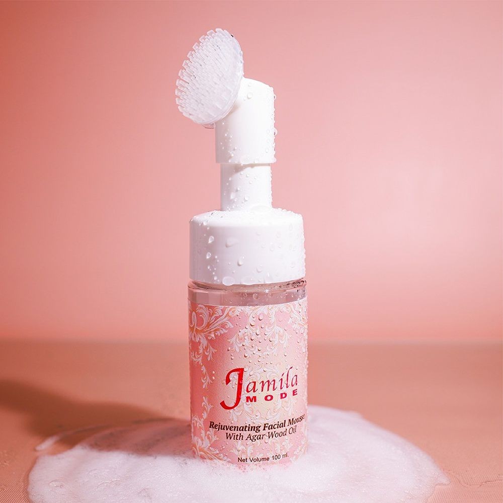 Buy Rejuvenating Facial Mousse With Agar Wood Oil from Jamila Mode ...