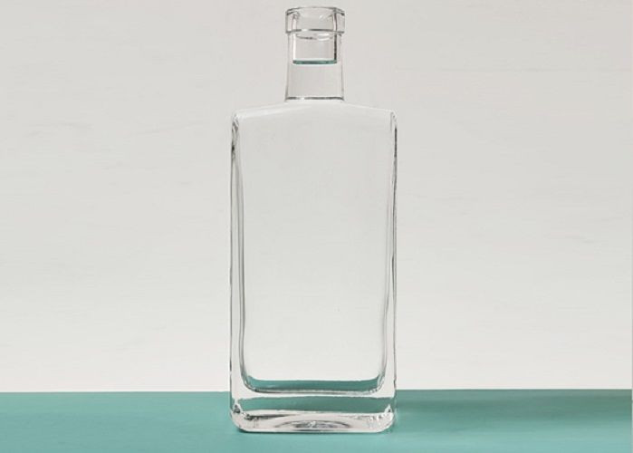 Buy 350ml Rectangular Gpi Finish Extra White Flint Glass Vodka Gin ...