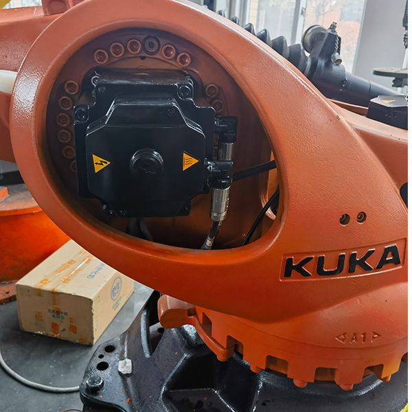 Buy High Intelligence Robot Arm Cnc Router For 3d Carving With Robot ...