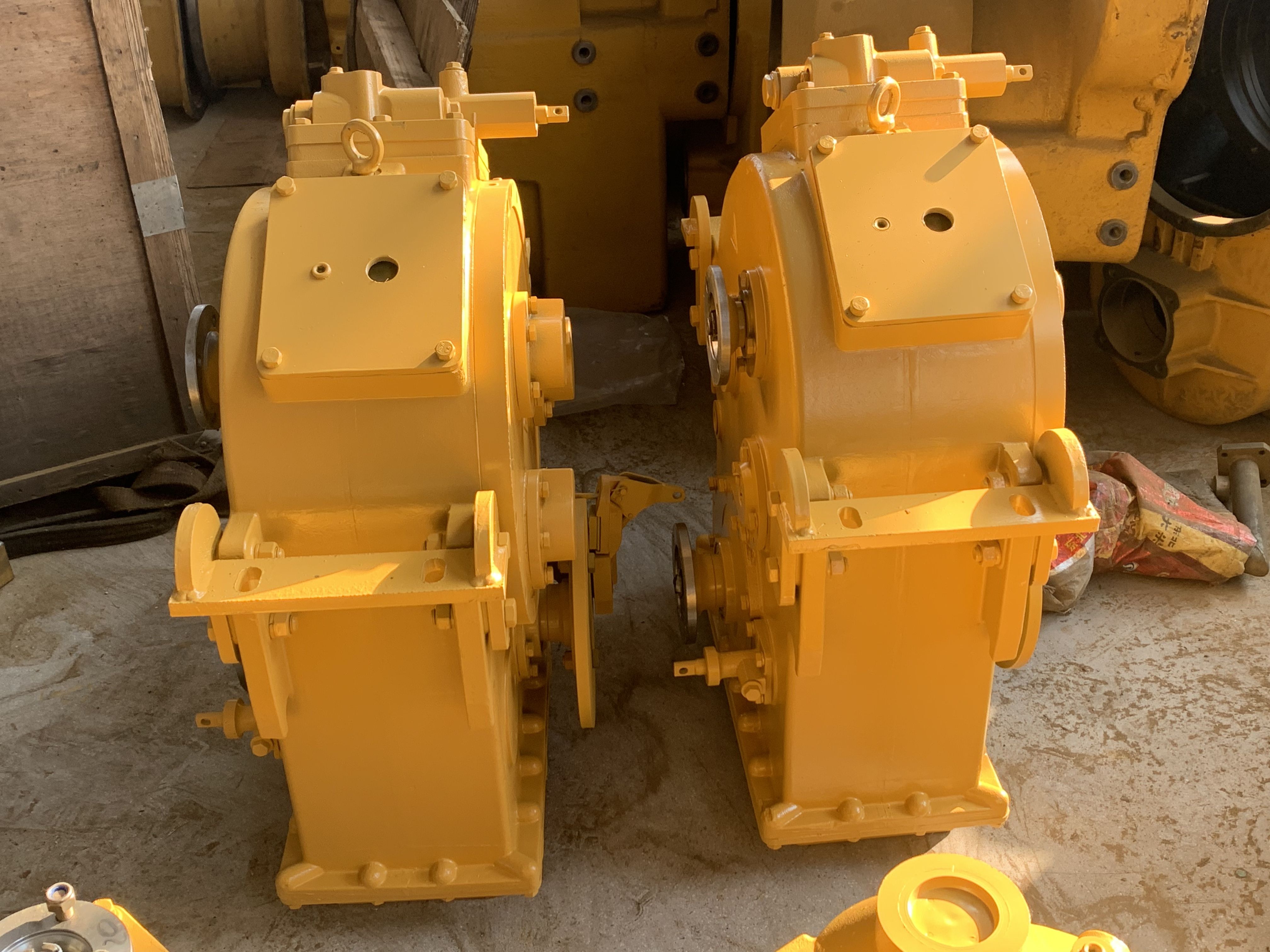 Buy Wheel Loader Gearbox, Torque Converter, Main Reducer, Wheel Loader ...