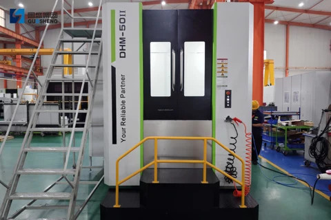 Buy Dhm50d Cnc Metal Horizontal Milling Machining Center Forward Services from Nantong Guosheng ...