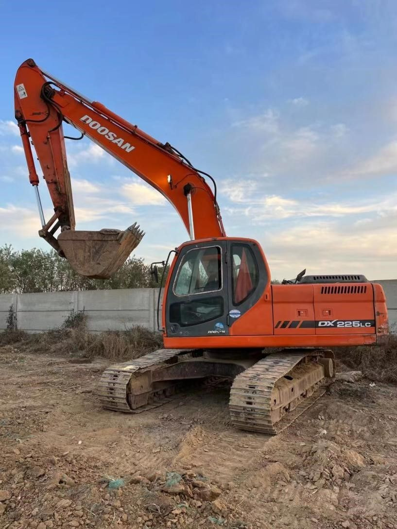 Buy 18 Years Doosan Dx--9c from Tongshan District Dingxin Engineering ...