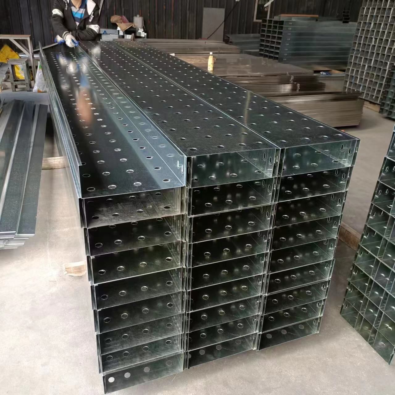 Buy Cable Tray from Guangdong Haibin Wireway Co., China | Tradewheel.com