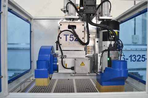 Buy 3 Axis Wood Cnc Routers With Atc 1325/1530/2040 Automatic Tool ...