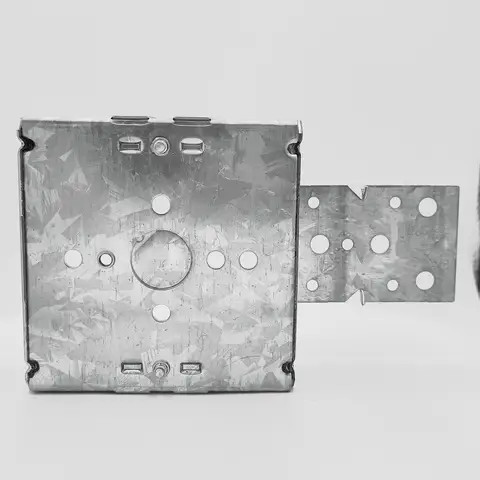 Buy 4 Inch Square 1-1/2 Deep Electrical Box 52151-la Mc Cable And ...