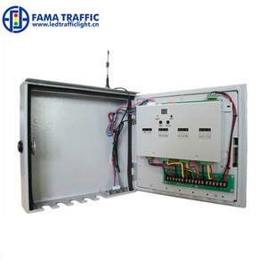Buy Solar Wireless Traffic Control System/intersection Traffic Signal ...