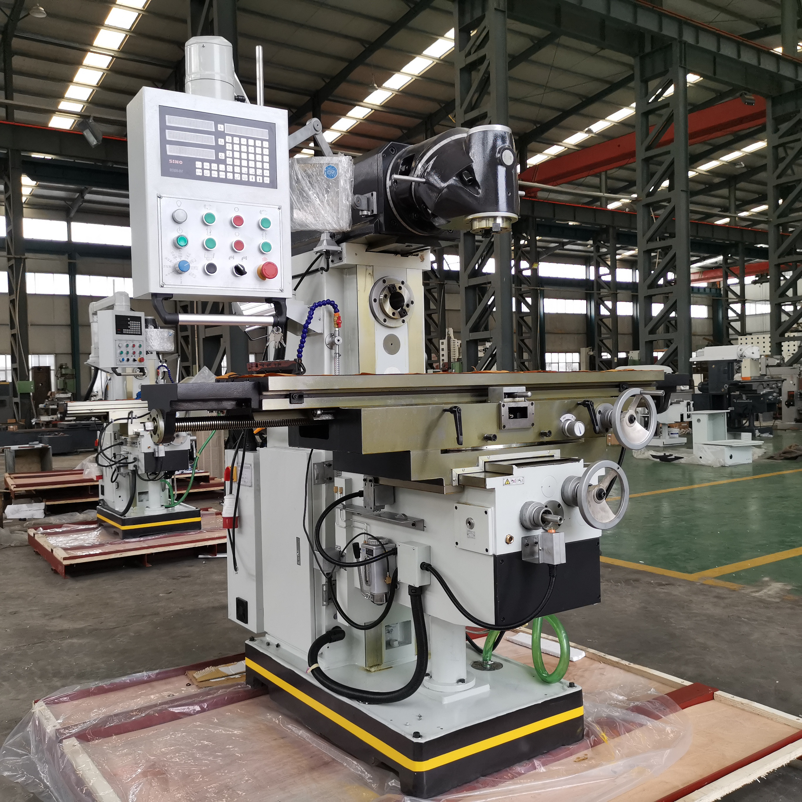 Buy Xl6436cl Universal Conventional Milling Machine from Tengzhou XILI ...