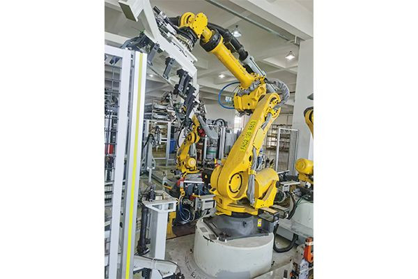 Buy Hemming Robot from Kunshan Tiansheng Auto Parts Co., Ltd ...