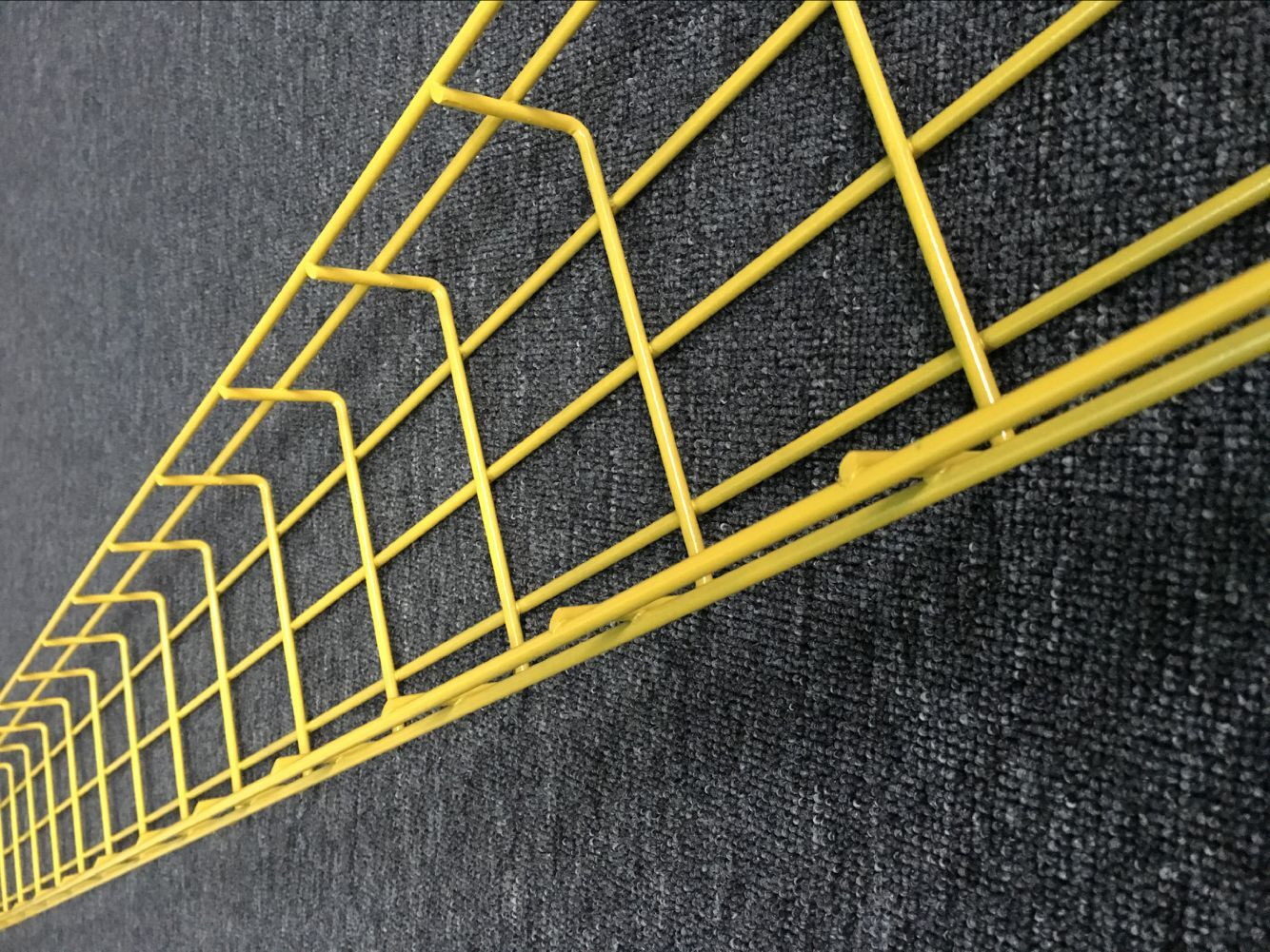 Buy Galvanized Steel Mesh Cable Tray Steel Cable Tray Hangers Underdesk ...