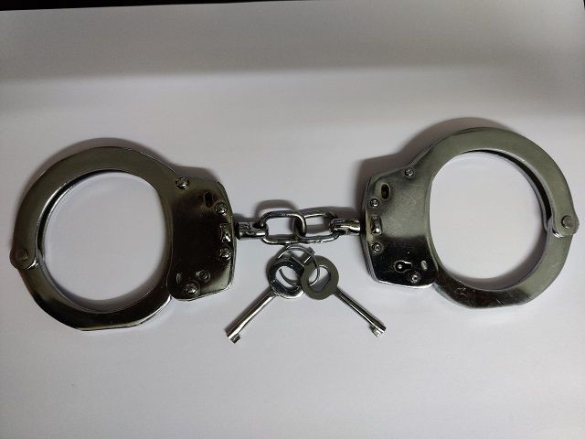 Buy Metal Handcuffs Hand Cuffs from SWASTIKA INDUSTRIES, India ...